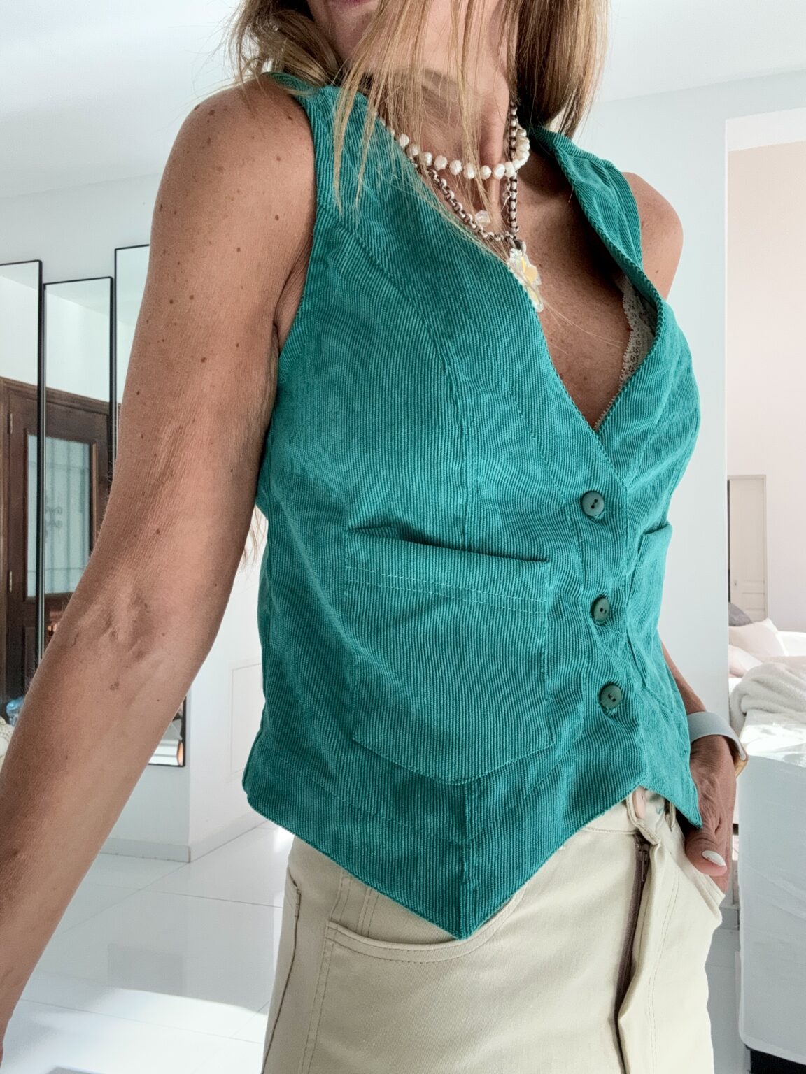 Chaleco Sastrero corderoy verde esmeralda – Kowloon Outfit